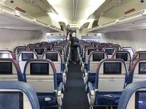 Delta Boeing 737 800 Have Tvs