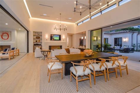 Transitional Architecture Blending The Old With The New Monumental
