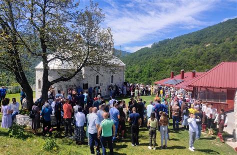 Рукоположење у Придворици Епархија Захумско херцеговачка и приморска