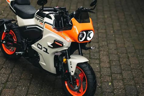 دراجة سباق صغيرة تنظر إليك بعينين واسعتين Cfmoto Papio Ss 2026 مجلة