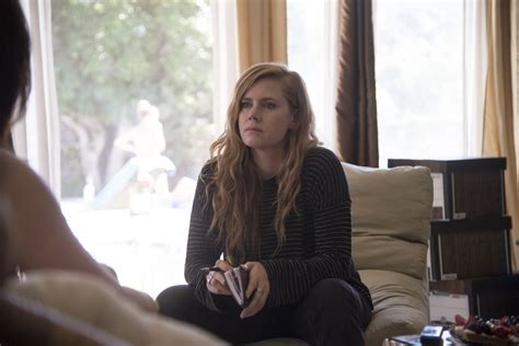 All The Secrets Behind Amy Adams Hair In Sharp Objects Glamour