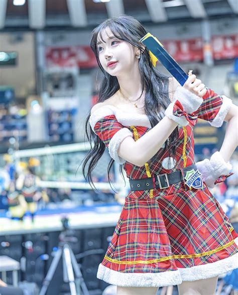 삐끼삐끼 춤 대세녀 K 치어리더 이주은 프로필 몸매 타투 나이 인스타 총정리 2024년 가이드나라