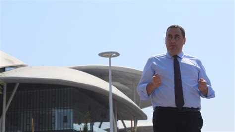 გამგეობების გაუქმება მერიაში თანამშრომლების 50 მდე შემცირება გიორგი ვაშაძის ხედვა Netgazeti