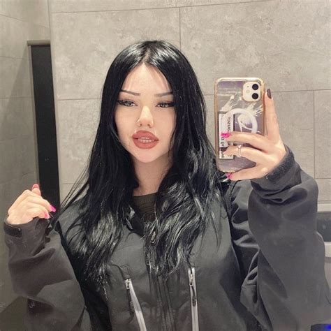 Jaavieraa🤍🌸 Adlı Kullanıcının Maquillaje Panosundaki Pin Güzellik