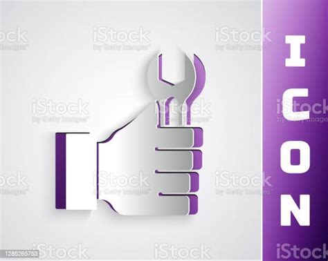 회색 배경에 격리 된 렌치 스패너 아이콘을 잘라 종이 종이 아트 스타일 벡터 3차원 형태에 대한 스톡 벡터 아트 및 기타 이미지 3차원 형태 강철 개념 Istock