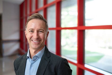 Cse Professor Uses Ai To Predict Ship Emissions College College Of Science And Engineering