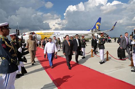 Ерөнхийлөгч Ц Элбэгдорж Мьянмарын төрийн тэргүүнтэй ганцаарчилсан уулзалт хийв