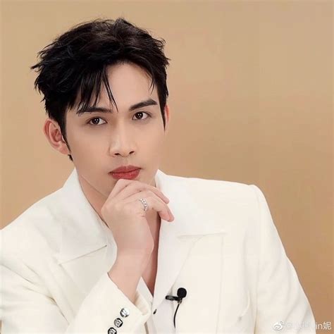 Pin By Belia Barnes On ️ Handsome Zhang Bin Bin Actor Photos♥️ Asian Actors Actor Photo Actors