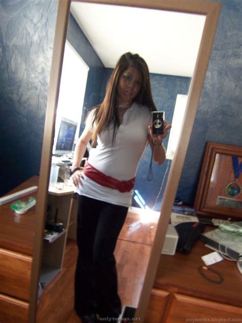 caseirasvalença INEDITO Novinha perdeu o pen drive com fotos tá no caseirasvalenca