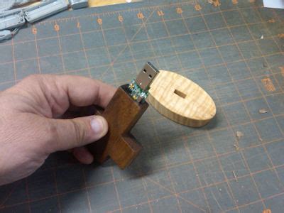 Scrollsaw Workshop Make You Own USB Stick Case