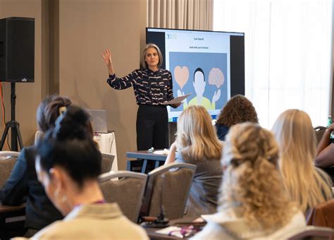 Community Highlights Meet Jen Shultz Of The Non Nine To Five Tm Voyage Austin