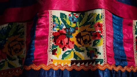 Pintora Creadora De Una Marca Sobreviviente Los Distintos Rostros De Frida Kahlo Infobae