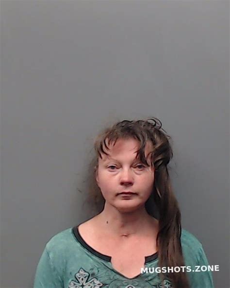 Fauscette Amber Kay 12032022 Smith County Mugshots Zone