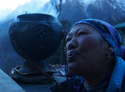 Khumjung The Yeti Skull At Khumjung Monastery And The Hillary School