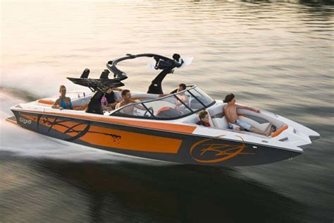 The Tige Rz 4 Wakeboard Boats Ski Boats Boat