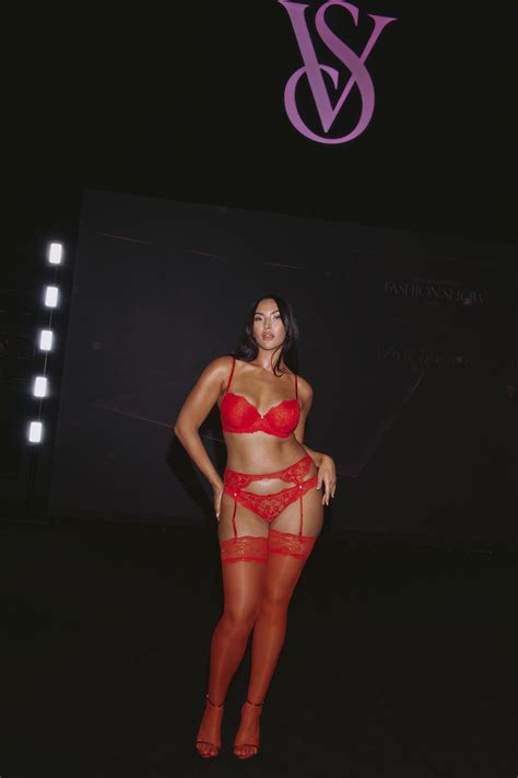 “its Okay To Jiggle” The New Supers Helping Victorias Secret To