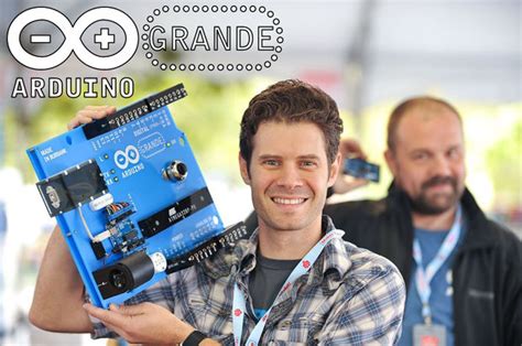 Arduino Grande Dosud největší Arduino