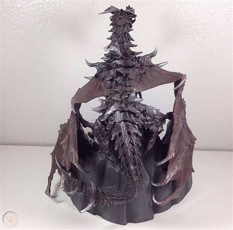 Elder Scrolls Skyrim Collectors Edition Alduin Statue Dragon Figure