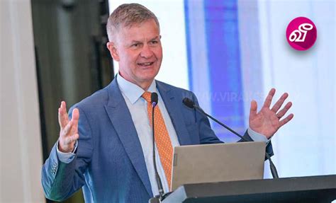 பலர் எதிர்பார்த்தபடி பொருளாதார நெருக்கடி இலங்கையின் முதுகெலும்பை