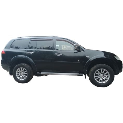Купить Боковые пороги (подножки) для Mitsubishi Pajero Sport (2008-2015)