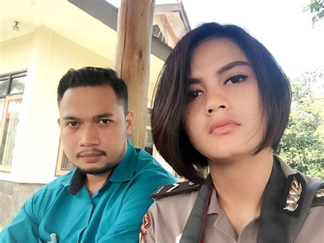 Ayo Intip Polwan Cantik Di Tengah Aksi Teror Bom Bandung Berita Club