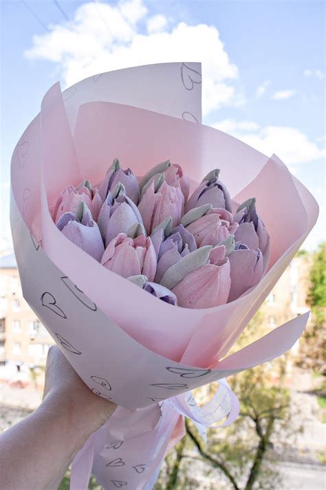 Букет тюльпанов | Chocolate bouquet diy, Chocolate bouquet, Diy bouquet