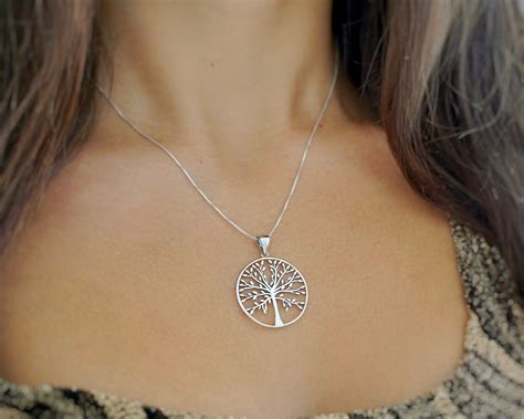 Tree of Lİfe Pendant Family Tree of Life Jewelry Mini Tree of Life Charm Necklace Family Tree
