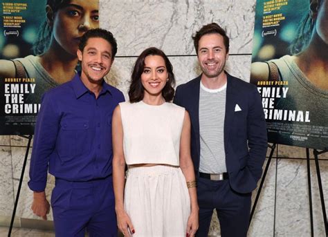 Aubrey Plaza Bio Age Career Boyfriend Net Worth Family