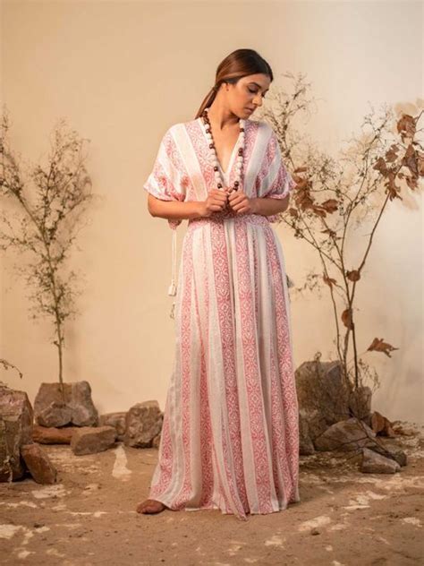Shop Genuine Label Reyya Collection At Best Offers