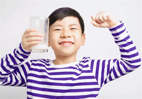 Manfaat Susu Pertumbuhan Tulang Dan Cara Memilihnya Mukhriz Mahathir Fc