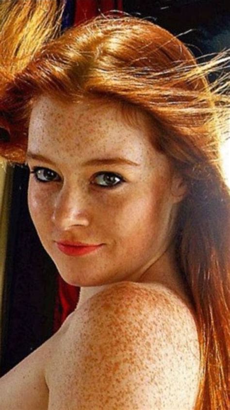 Pin Tillagd Av ️vamp ️ På Cut€ And S€xy Fr€ckl€ Fac€s