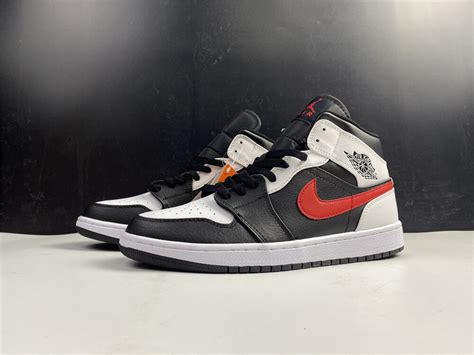 Giày Nike Air Jordan 1 Mid Black Chile Red White Like Auth Giayreplicavn®