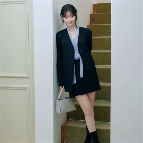 온앤온 정채연 화보 패션 화사한 봄 데일리룩 코디 추천 네이버 블로그