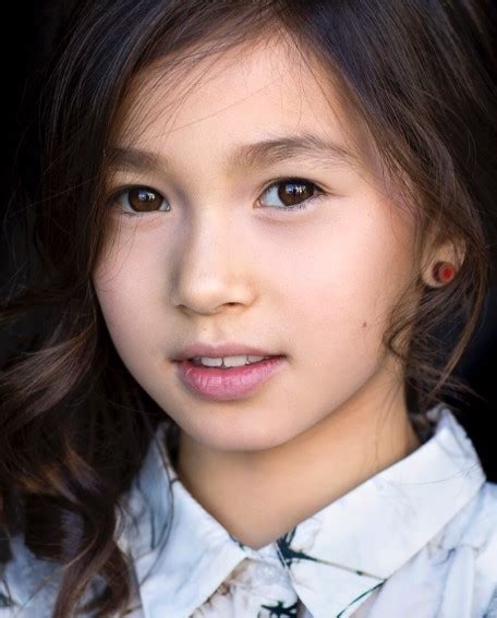 Oona Obrien Height Feet Wiki Biography Ethnicity Boyfriend