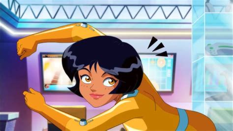 Naomi Kigu Adlı Kullanıcının Totally Spies Panosundaki Pin