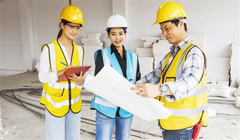Duties Wages And Perks Of Outsourcing A Construction Assistant