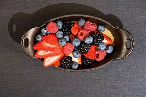 Lodge 9 Oz Cast Iron Oval Mini Server Publiclands