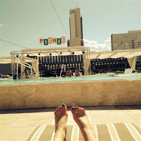 Olivia Luccardis Feet