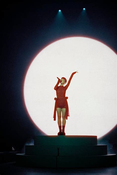 More Mesmerizing Photos Of Marias Red Dress ️‍🔥 Rmariazardoya