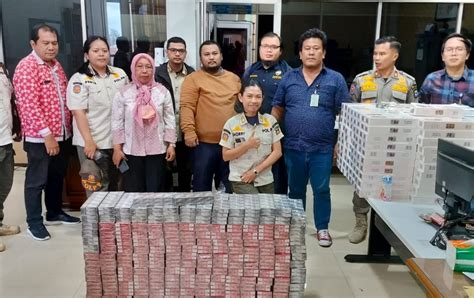 KPPBC TMP C Pematangsiantar Sita Ribuan Bungkus Rokok Ilegal Sumut AnalisaDaily Com
