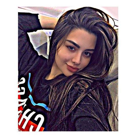 پروفایل دخترانه