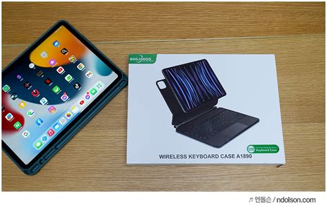 아이패드 프로 매직 키보드 정품 가격의 반의반반 트랙패드 마그네틱 키보드 케이스