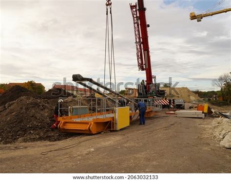 Installation Lattice Boom Crane On Construction Stock Photo Shutterstock