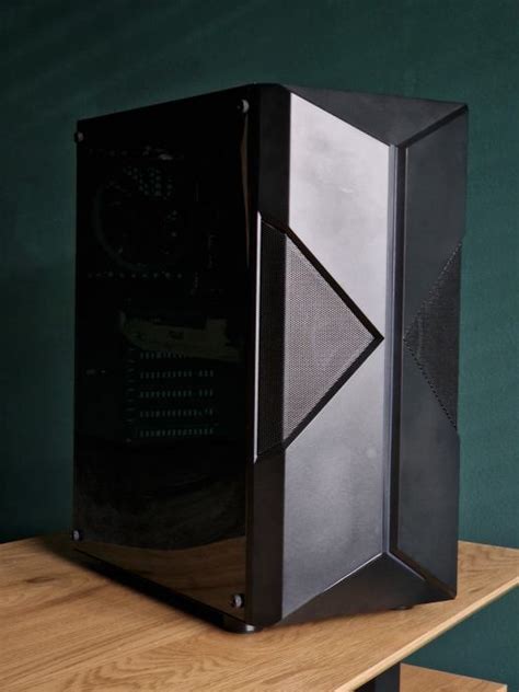 Gaming Računalnik Intel R Core TM i gb RAM