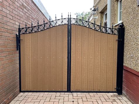 Composite Double Gates