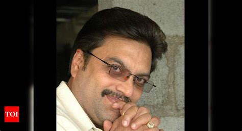 Television Actor Srinath Vasishta Files Cheating Complaint Times Of India