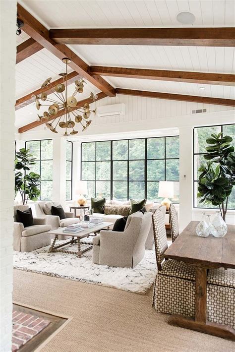 26 Inspiring Living Rooms With Vaulted Ceilings For An Open Airy Look