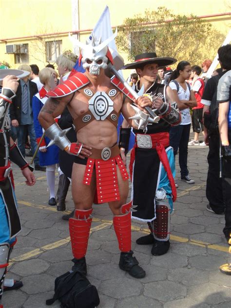 Shao Kahn Costume