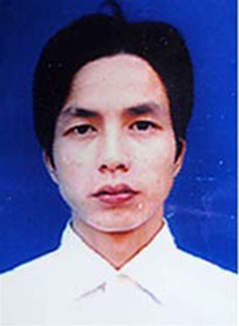 Hai anh em giết người thay nhau hãm hiếp con gái nạn nhân