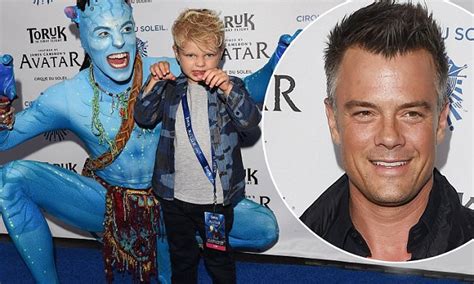 Josh Duhamel S Son Axl Steals The Show For New Avatar Inspired Cirque Du Soleil Daily Mail Online